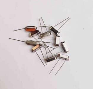 10Mhz Crystal Oscillator KDS - 20PCs » ELCMART