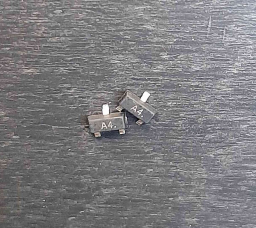 A4 SMD Transistor Diode - 100PCs » Electrical Learner